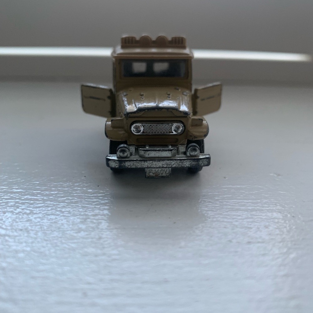 Tomica Toyota Land Cruiser Diecast - Gem